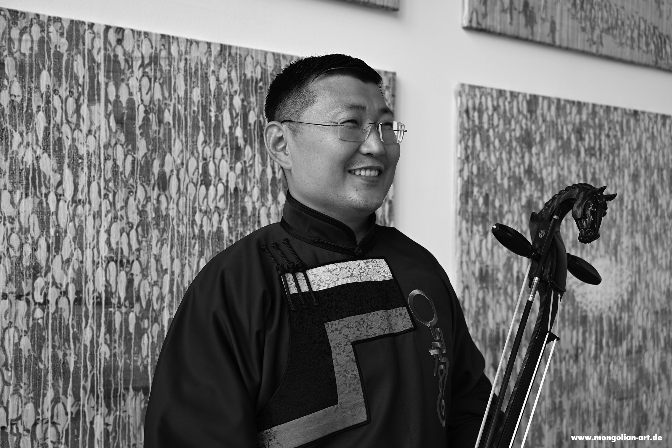 YESUU Yesun-Erdene Bat